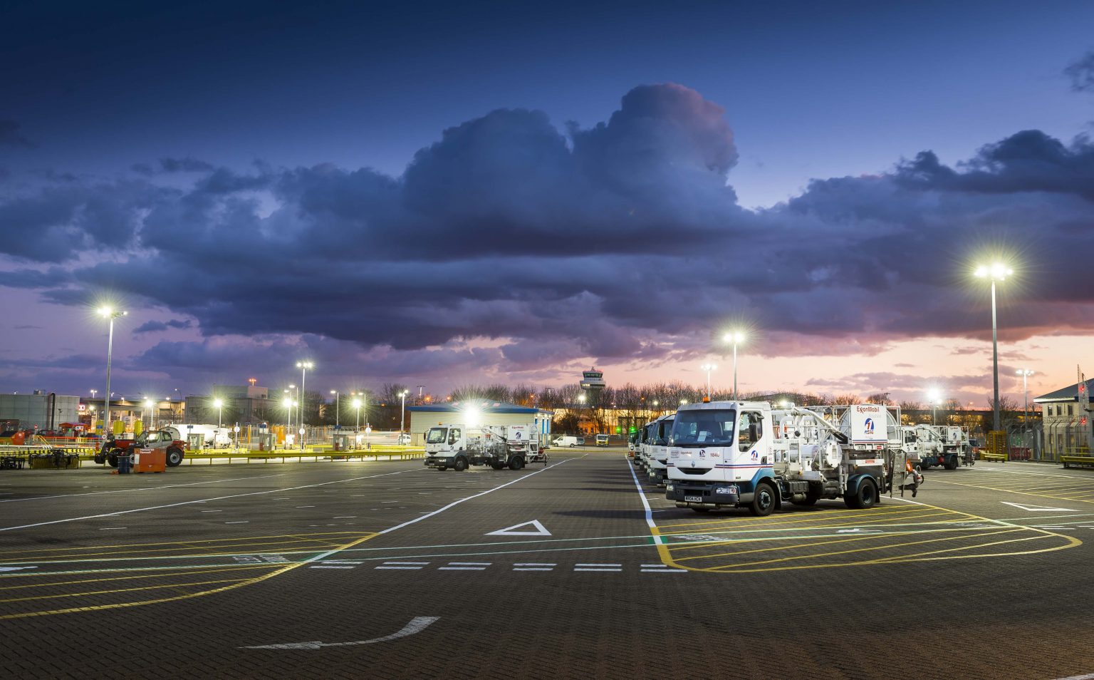 Gatwick Airport Fuel Farm, UK - Midstream Lighting