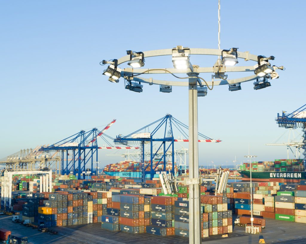 Fenix Marine Services, Pier 300 LA, CA Case Study - Midstream Lighting